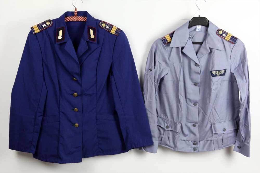 Uniform Deutsche Reichsbahn DDR 4-teiliges Uniformensemble der ...