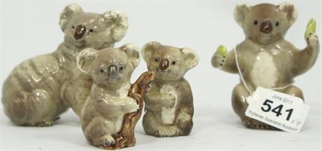 Beswick Koala Bear Family comprising Koala Bear 1038, Bear with Fruit ...