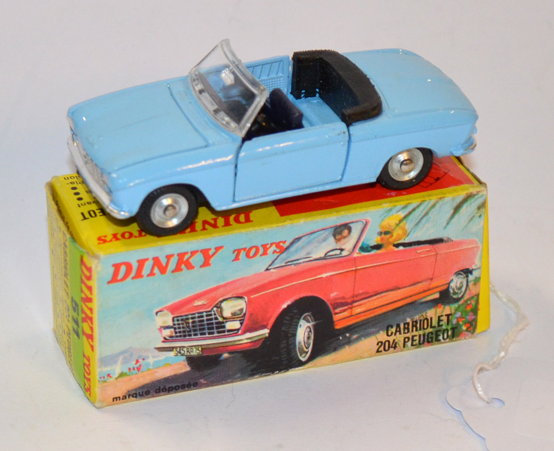French Dinky Toys 511 Cabriolet 204 Peugeot. VG in VG box with inner card.
