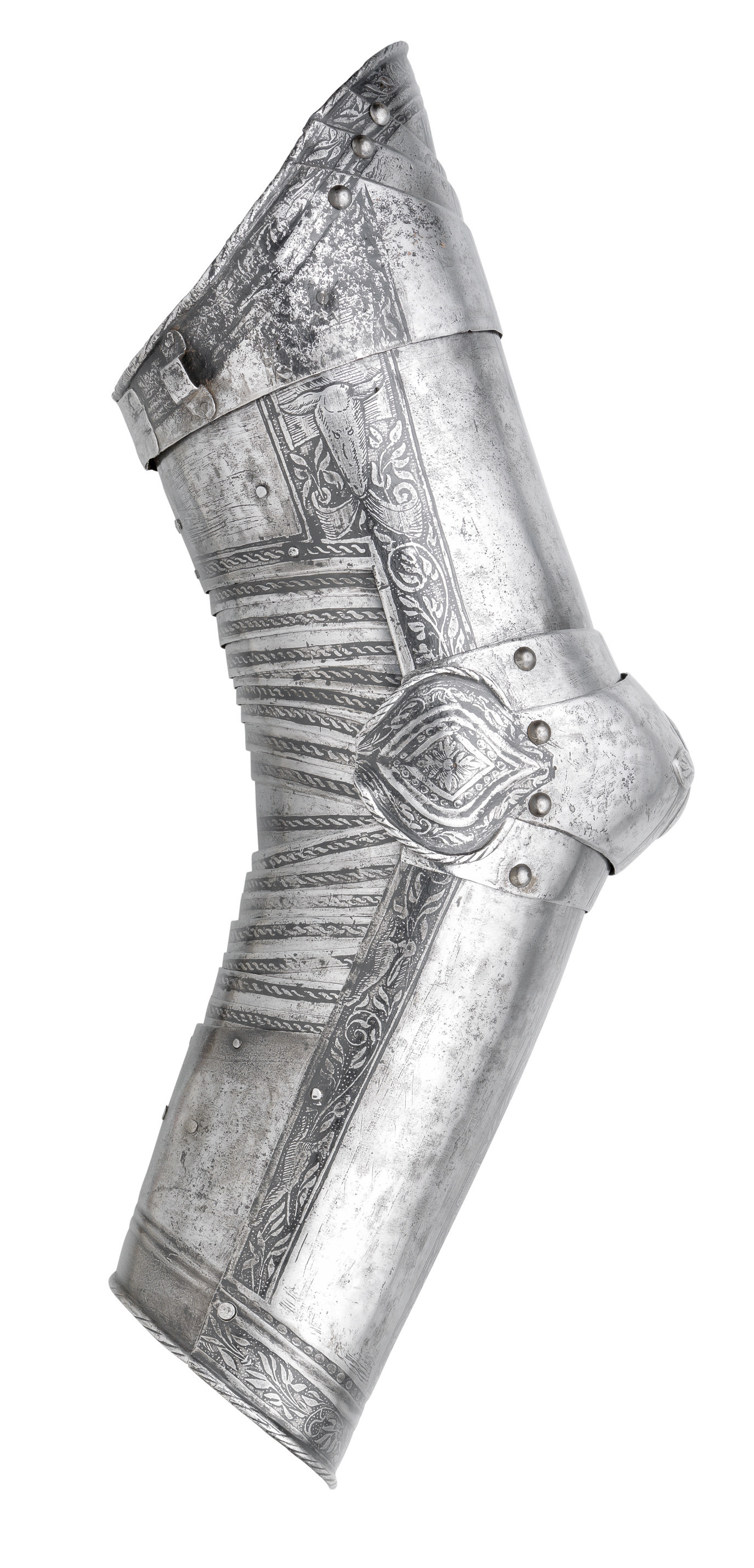 A FINE NORTH GERMAN VAMBRACE FOR THE LEFT ARM WITH ETCHED DECORATION ...