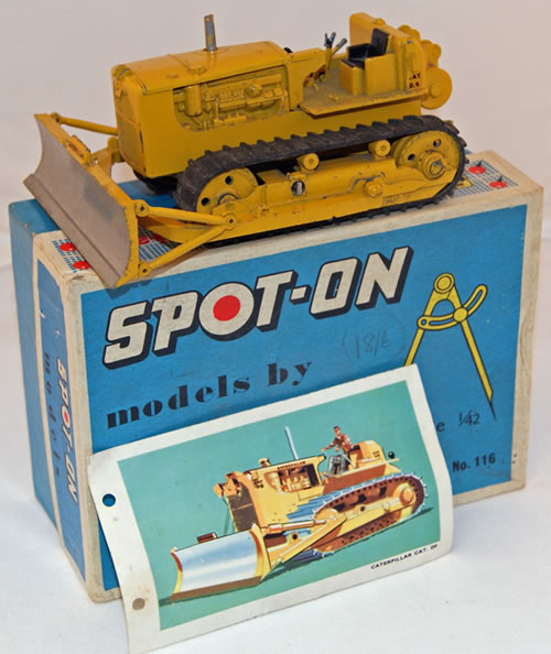 Triang Spot On no. 116 Caterpillar D9 Bulldozer. Yellow with Silver ...