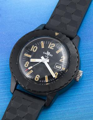 LIP (Calipso 200 / Noir réf. 42601), vers 1968 Montre de plongée créée ...